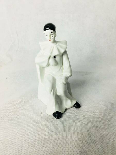 Vintage Art Deco Style Pierrot Seated Figure Porcelain Clown Man Black ...