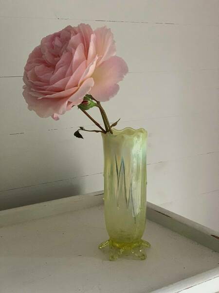 Pretty Yellow Milk Glass Vase, 1920s | Vinterior