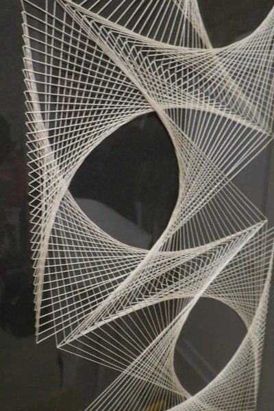 Geometric String Art Picture | Vinterior