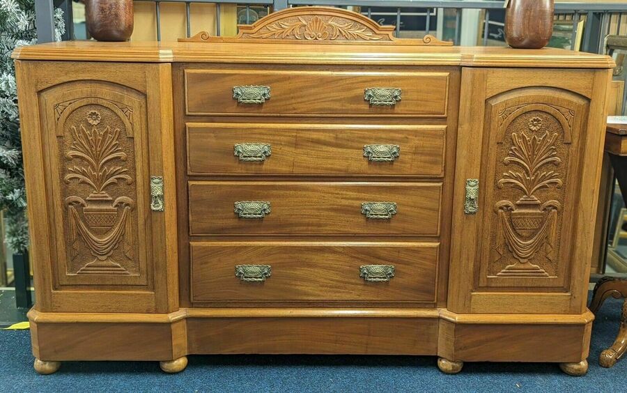 Victorian Mahogany Reverse Breakfront Sideboard | Vinterior