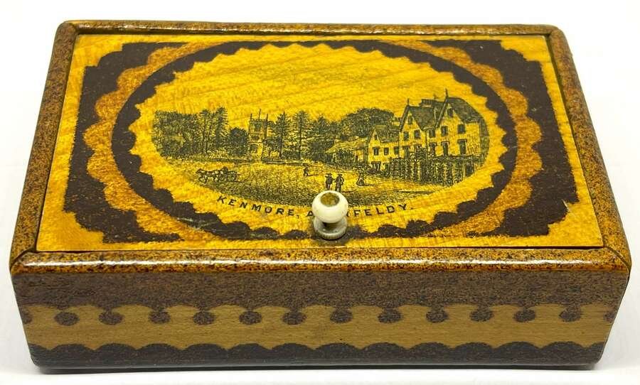 Mauchline Ware Rectangular Hinged Lid Box | Vinterior