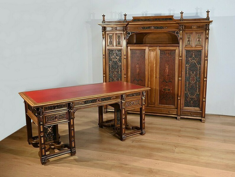Rare Italian Renaissance Walnut Study And Desk – 1900 | Vinterior