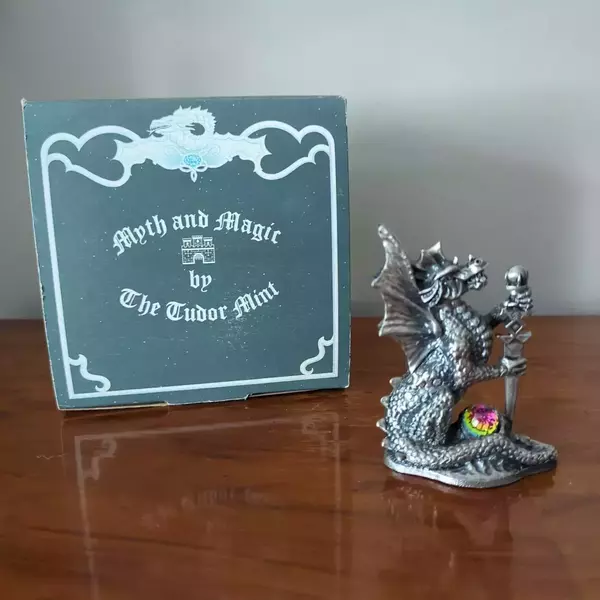 Myth & Magic Cc06 The Regal Dragon Figurine Ornament Tudor Mint ...