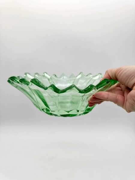 Vintage Green Glass Frill Bowl | Vinterior