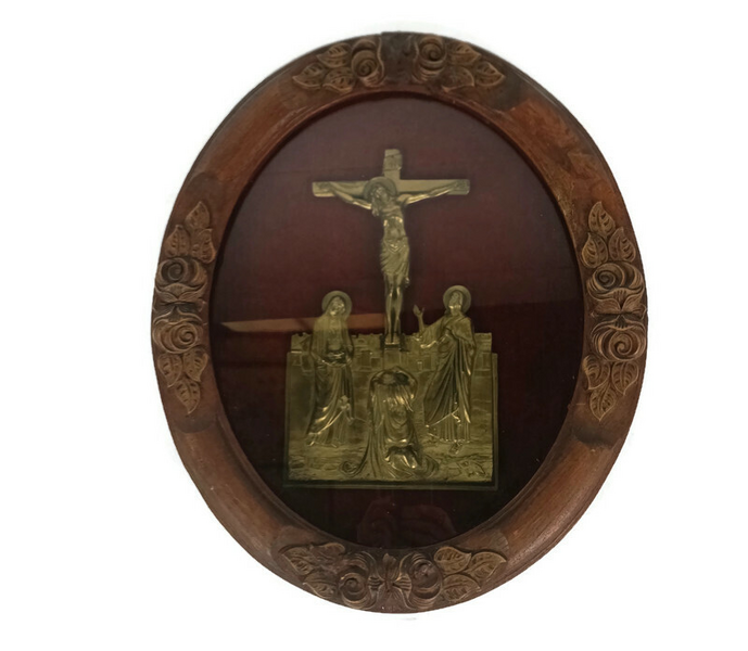 Antique Oval Ornate Wooden Frame Convex Glass Dome Crucifix Cross ...