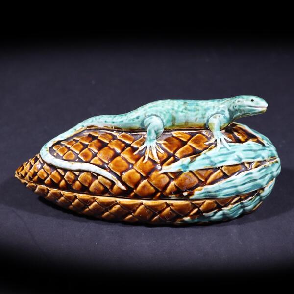 Antique Majolica Box With Lizard Handle Salamander Gecko Trinket Box ...