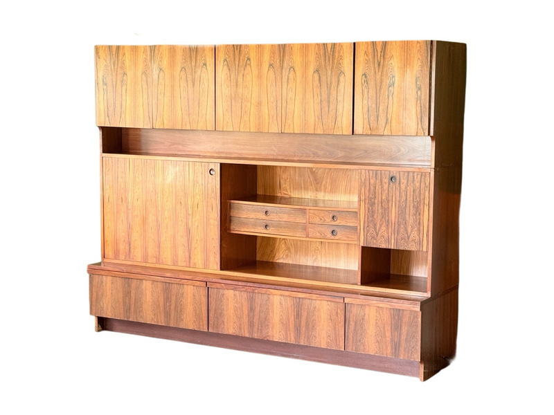 Mid Century Modern Robert Heritage For Archie Shine Wall Unit Retailed ...