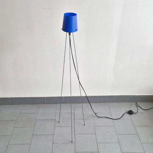 Vintage 1990s Blue Metal & Plastic Tripod Floor Lamp 90s 90s | Vinterior