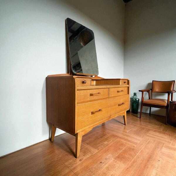 G Plan Brandon Oak Dressing Table With Mirror – 1960s | G Plan | Vinterior
