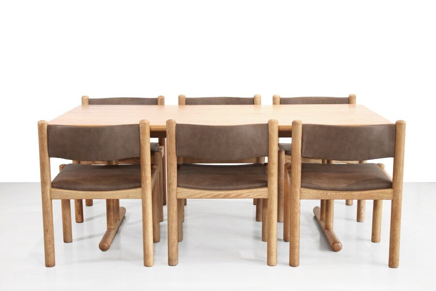 Oak Wooden Shaker Dining Set With Table And 6 Danish Design Chairs ...
