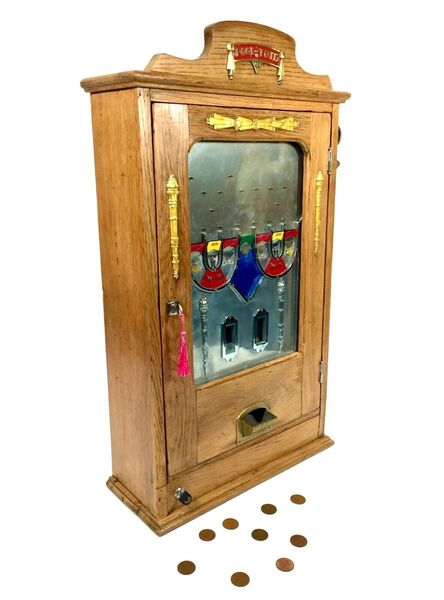 Antique 1930s Coin Operated Penny Arcade Machine Pool Tote Coin Flicker ...