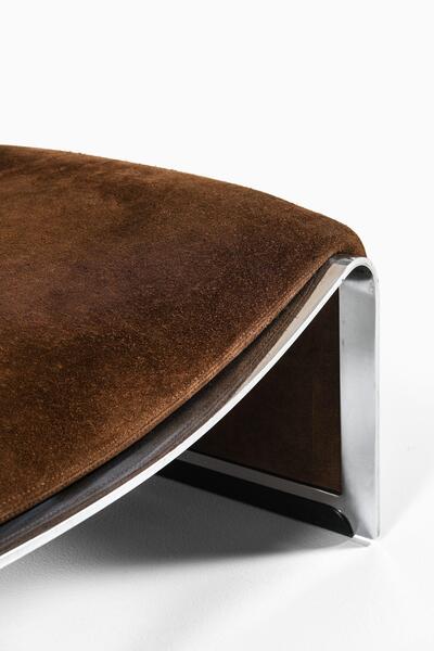 Pair Of Easy Chairs In Chromed Steel And Suede By Introini Vittorio ...