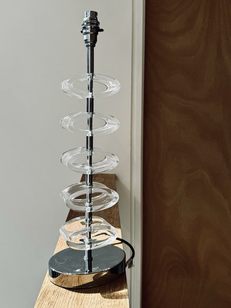 Retro Space Age Dar Lucite Hoop Table Lamp With Metallic Shade | Vinterior