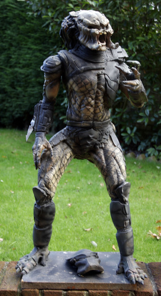 1980s Postmodern Large Figure Of 'Predator' in Grey | Vinterior