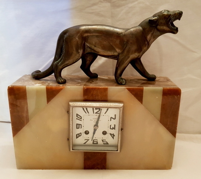 Accessories | Marble Art Deco Panther Clock, Brown | Vinterior