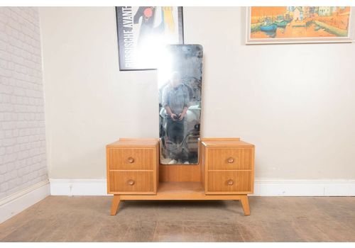 Authentic Meredew Furniture In Great Condition | Vinterior
