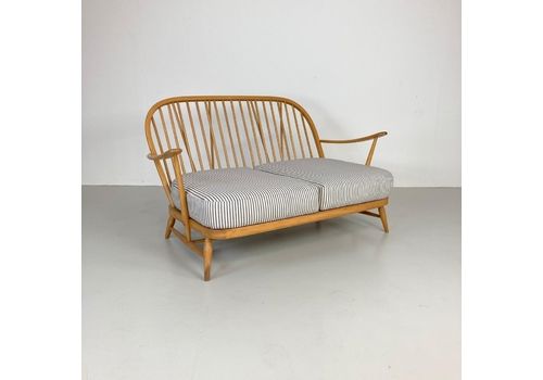 Ercol Sofas Sourced by Professional Sellers - Curated Edit | Vinterior