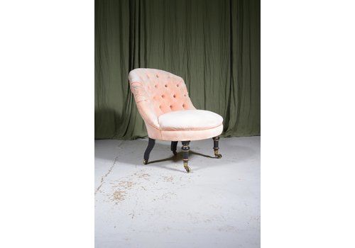 Iconic Antique Button Back Chairs | Vinterior