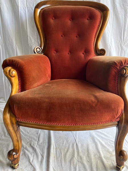 A 19th Century Button Back Parlour Chair. | Vinterior