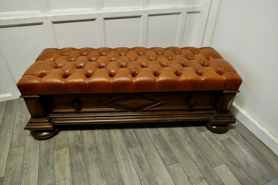 Sturdy Chesterfield Hall Seat With Shoe Tidy Drawer | Vinterior