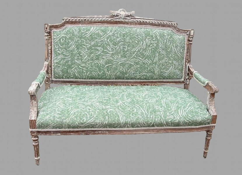 A French Louis Xv1 Style Canape | Vinterior