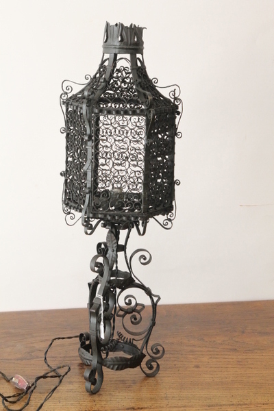 Antique Wrought Iron Table Lamp From The 19th Century | Vinterior